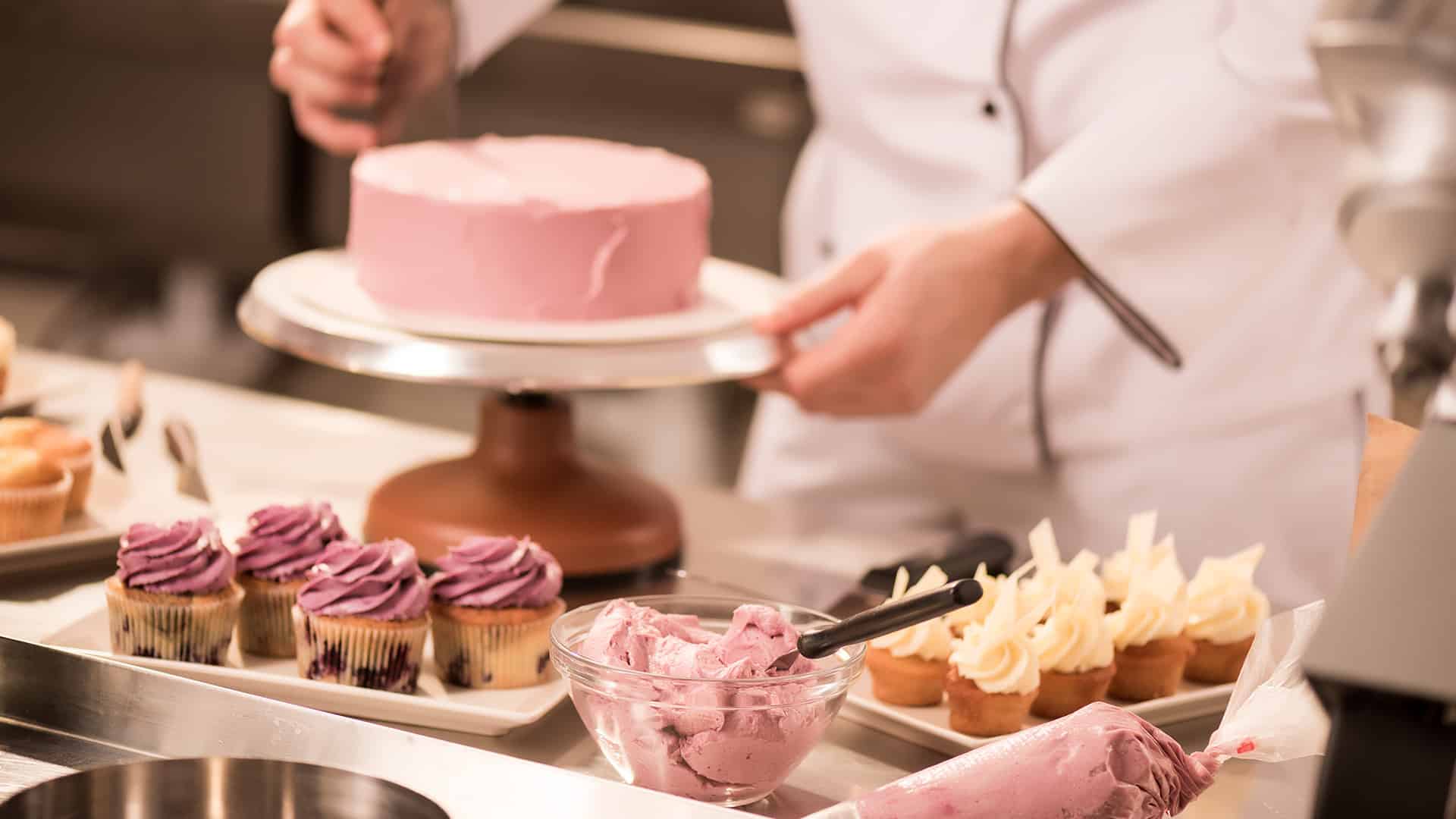 Pastry and Confectionery: Two Worlds of Flavors and Textures